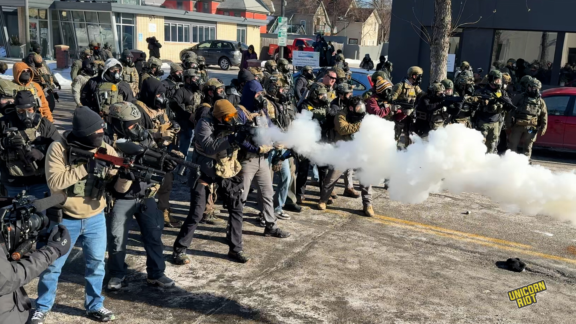 Federal Agents Kill a Second Person in South Minneapolis - UNICORN RIOT